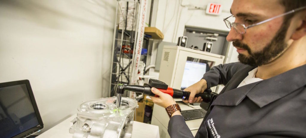 The Benefits of Augmented Reality Training Tools for Manufacturers ...