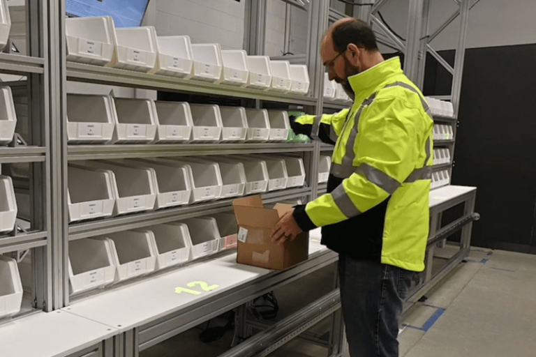 Part Picking & Kitting - LightGuide